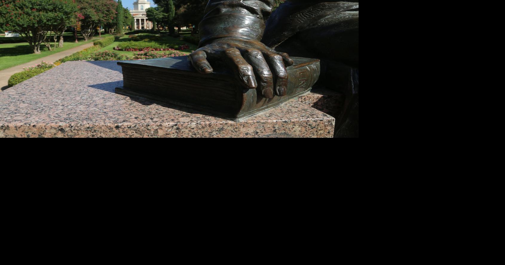 Baylor fires back on claims of former financial aid staffer suing ...