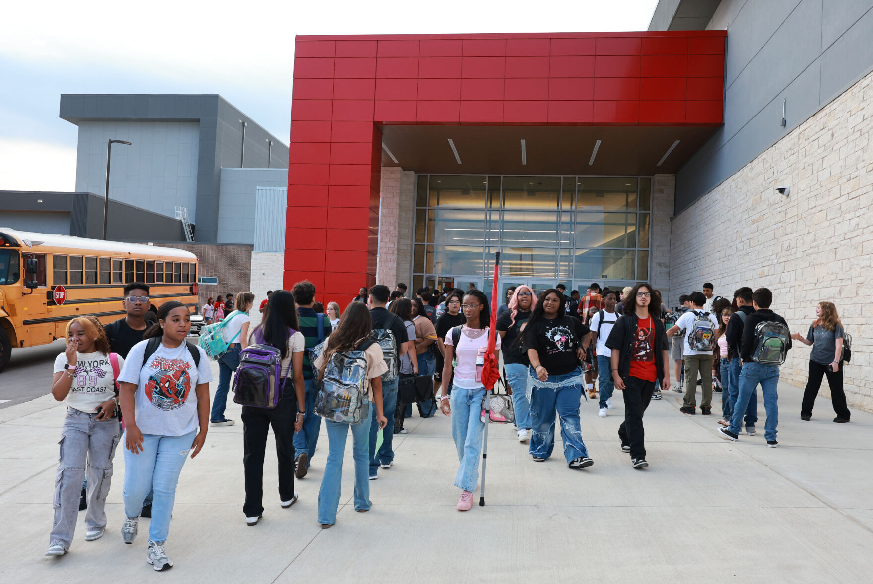 Waco ISD leaders lower tax rate, pass $169 million budget