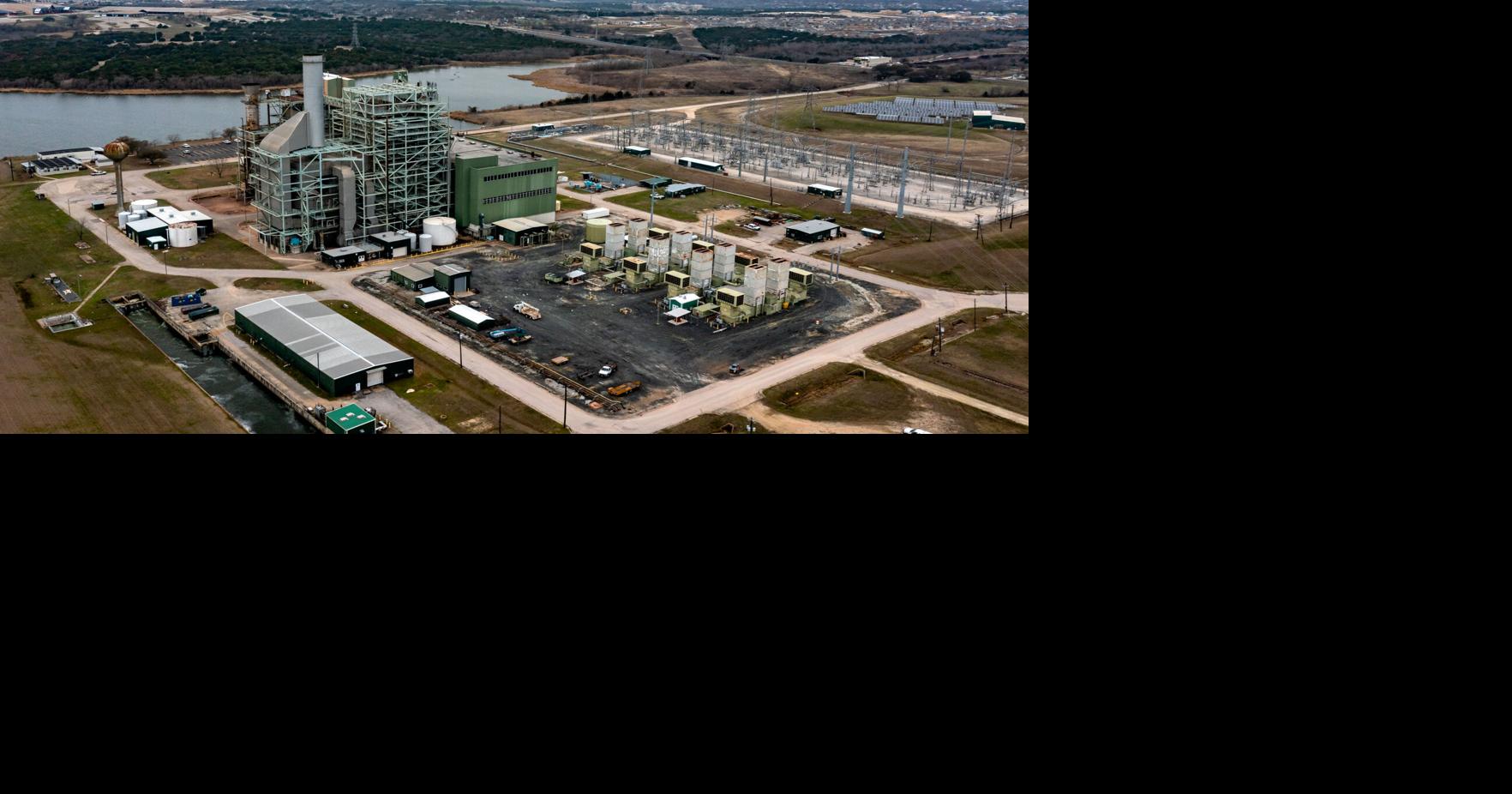 Texas engineers should answer for power plants, writer says