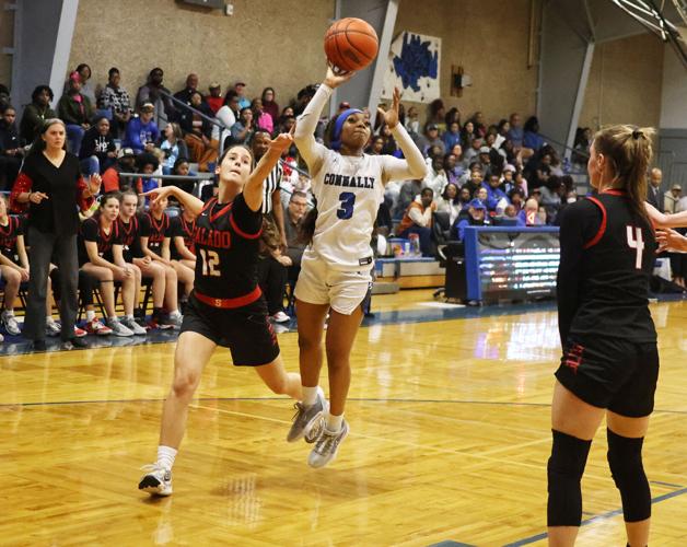 Salado girls use stripe to slog past Connally
