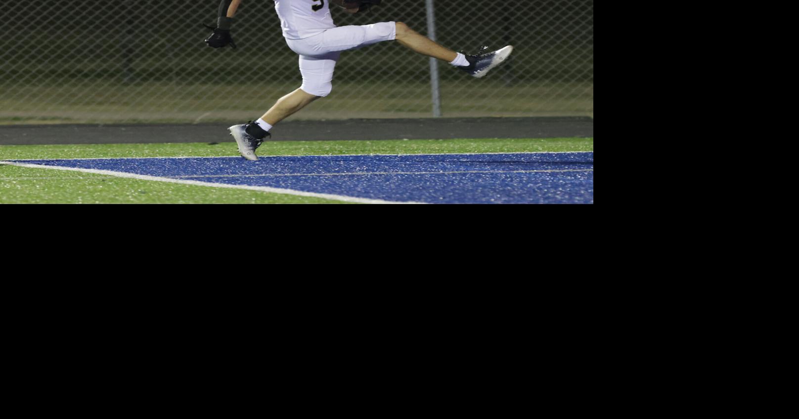 Centex football teams play for playoff position in Week 11