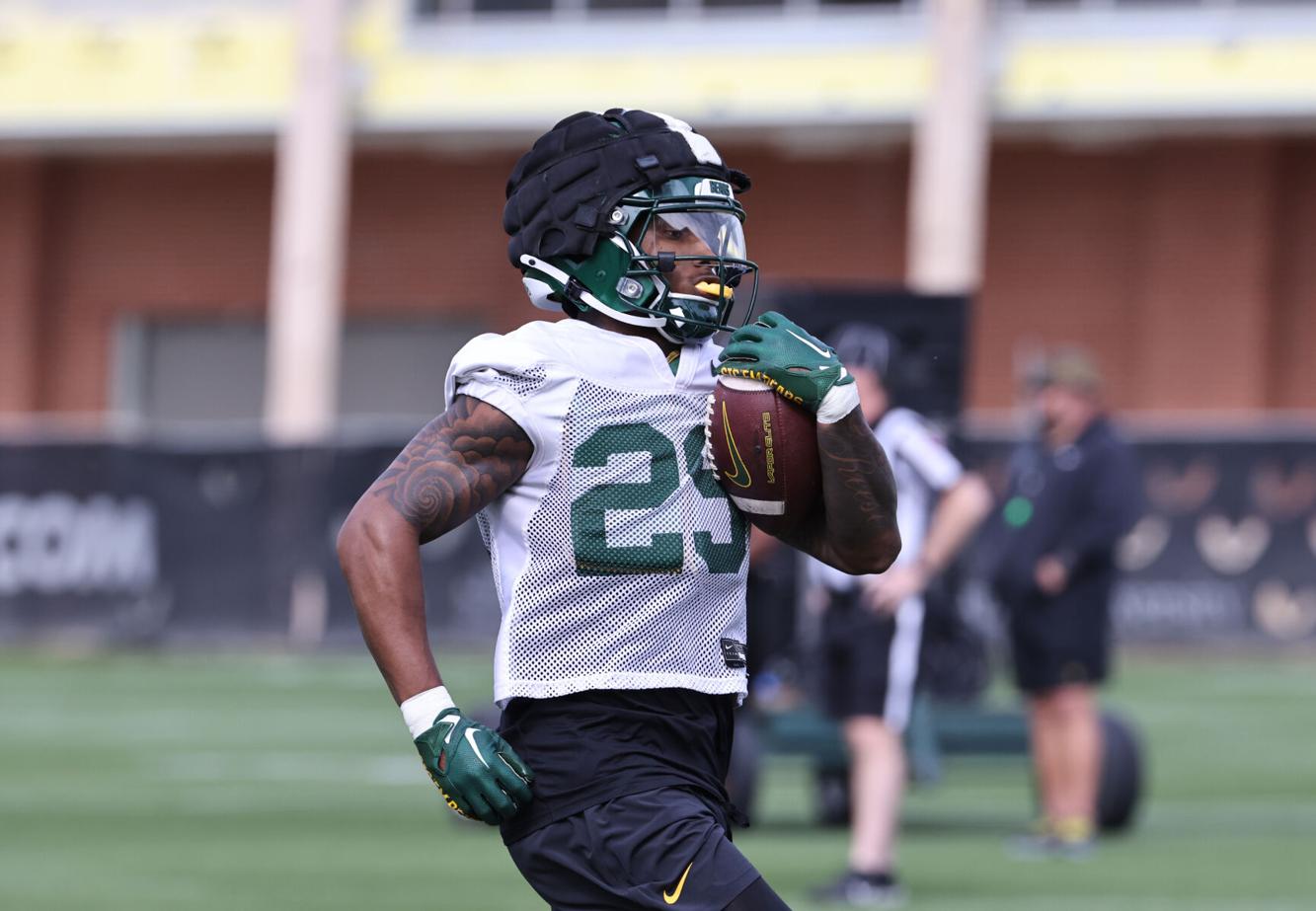 Trio of Baylor running backs all expecting to get carries