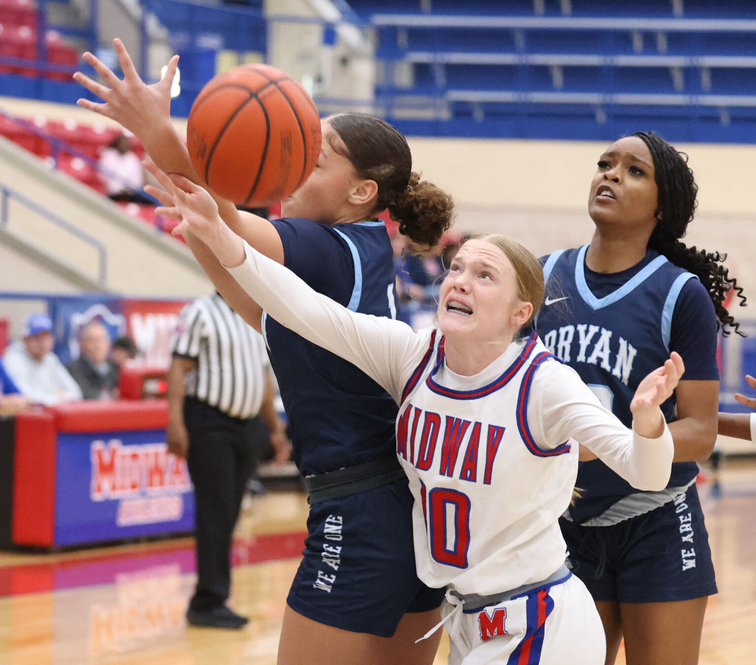 Midway closes strong to top Bryan in district showdown