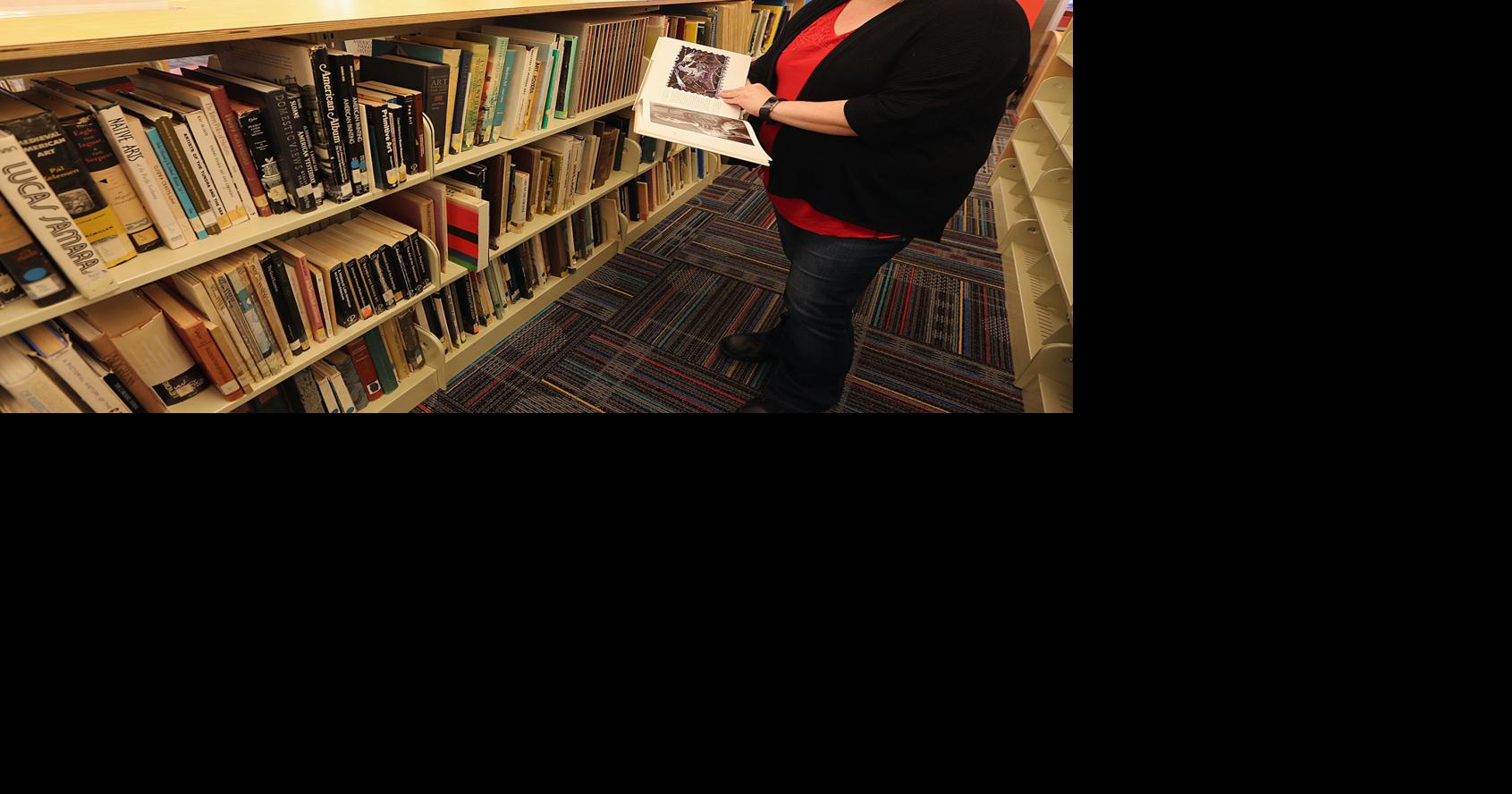 Art Center of Waco books on loan to East Waco Library during move