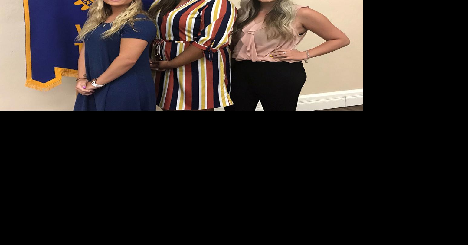 Waco Rotary presents scholarships
