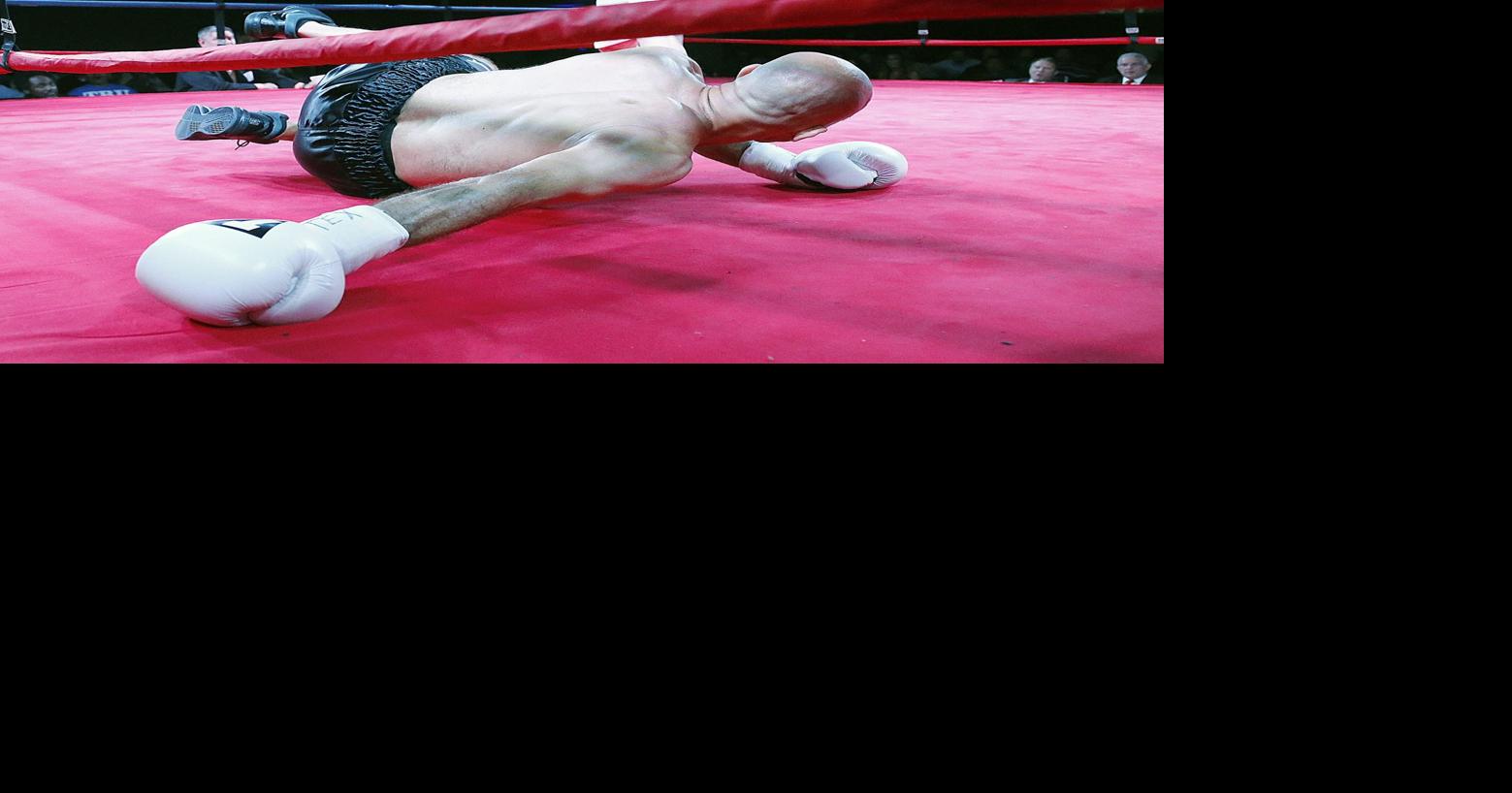 Waco boxers Castillo, Hawthorne win pro debuts at convention center