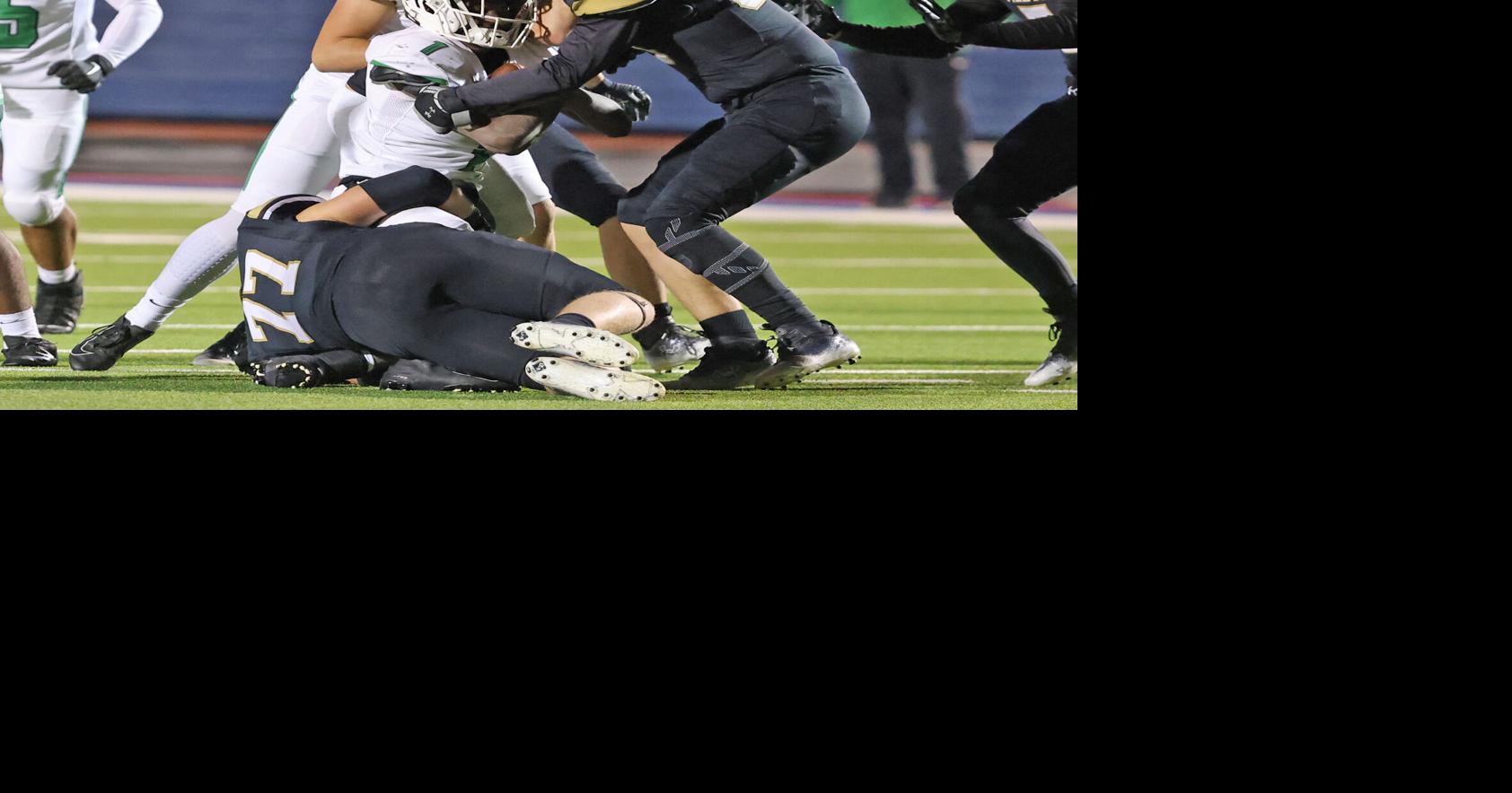 No stopping Crawford: Pirates power past Kerens, 66-7