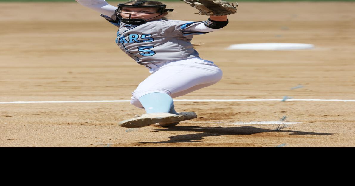 Reicher romps to 7-1 playoff win over San Jacinto