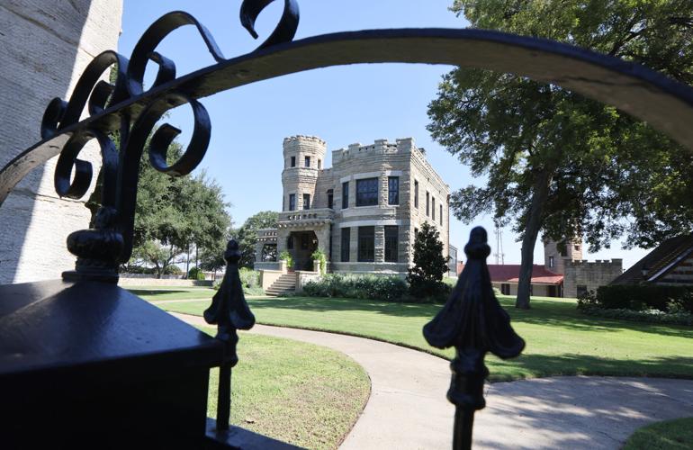 Chip, Joanna Gaines keeping Waco castle, to resume tours