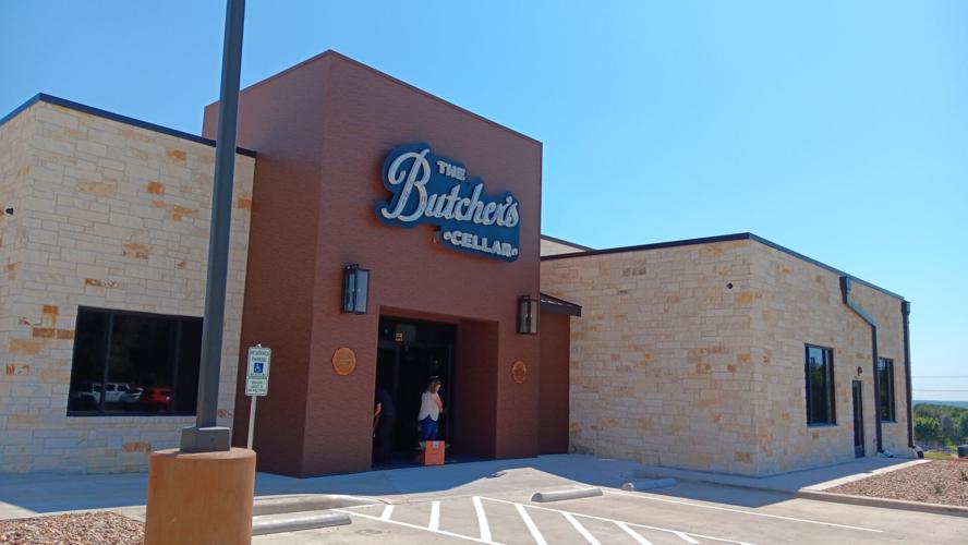 Chefs Alejandro Najar, Alyssa Osinga debut Butcher’s Cellar