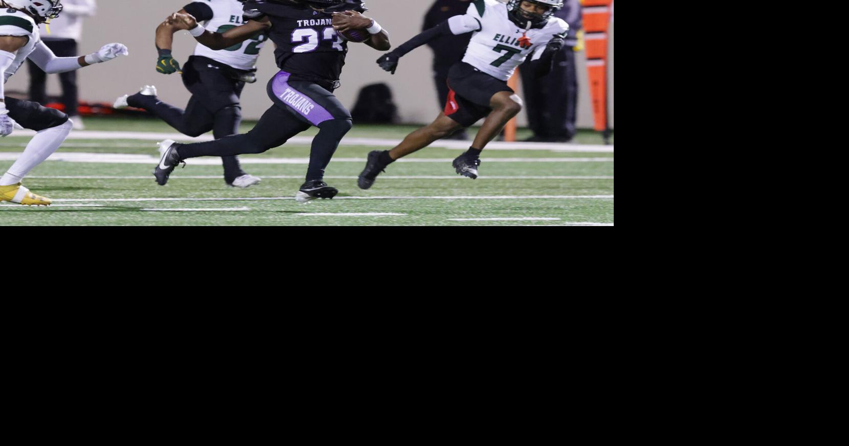 University secures 2 seed in playoffs with 2-point win