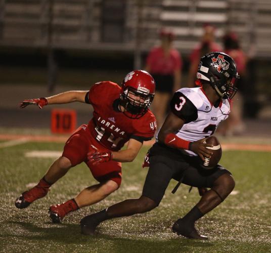 Mexia's fourth-quarter surge stuns Lorena, 20-10