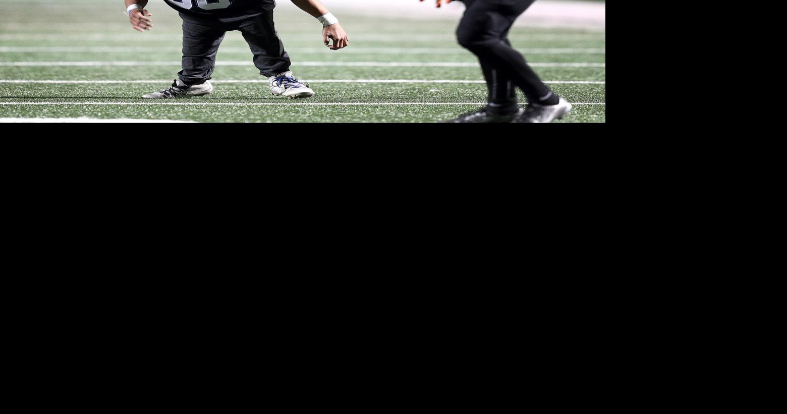 At 4-foot-2, Benitez overcoming big odds to play football at Baylor