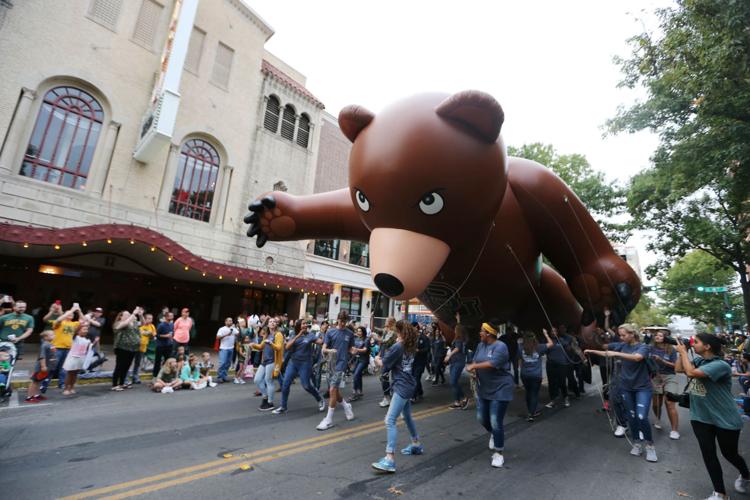 Morning football shifts Baylor Homecoming parade