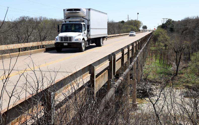 Waco engineers eye federal funding for bridge repairs