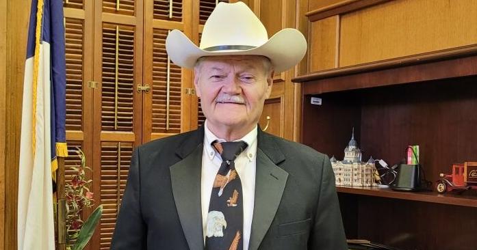 Texas GOP Rep. Doc Anderson announces early retirement