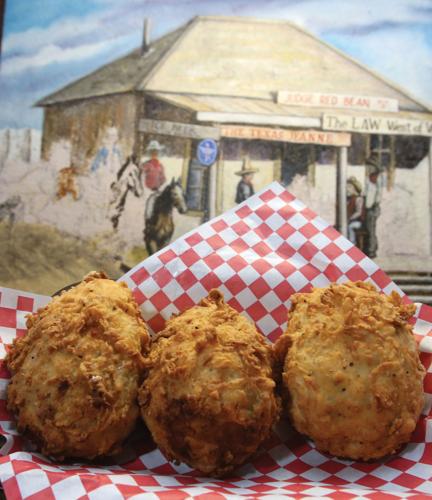 Tradition of great taste: West couple satisfies appetites at Pizza ...