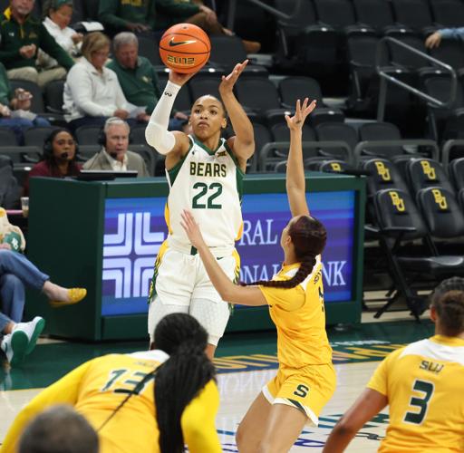 Blistering start powers Baylor past Southeastern Louisiana