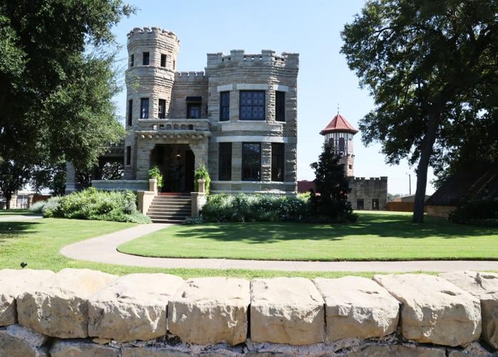 Chip, Joanna Gaines keeping Waco castle, to resume tours