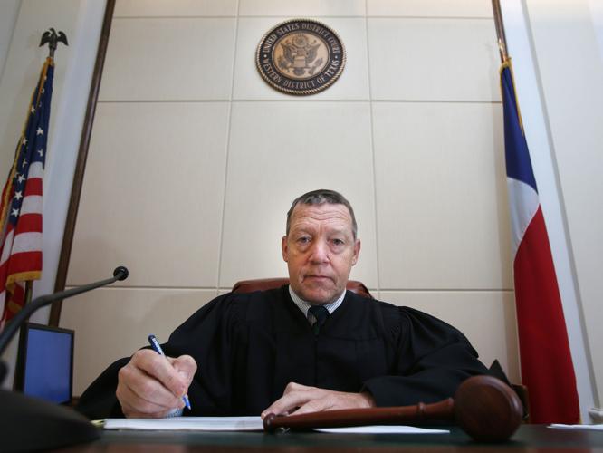 Bill Whitaker: Waco-based judge nails flawed book-ban bill