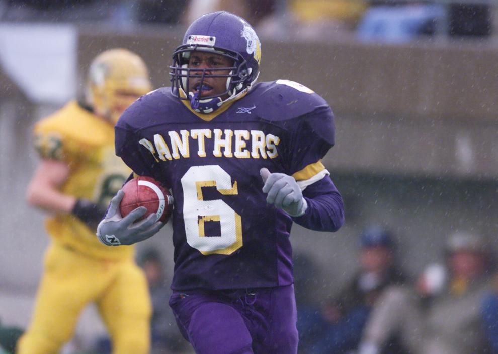 Trib Classic: Quan Cosby show leads Panthers to 2A state title