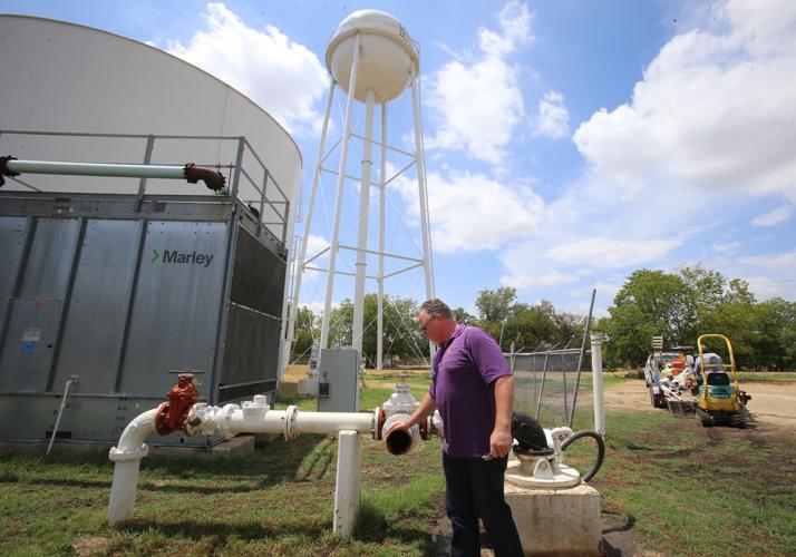 Bellmead fixes well; Waco-area water restrictions rage on