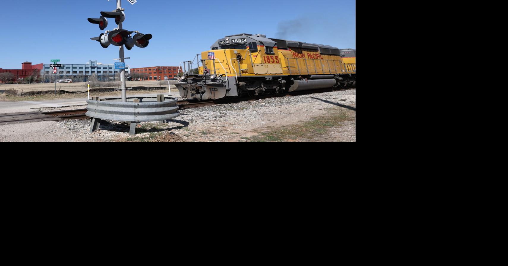 Waco OKs $10.8M contract for downtown railroad quiet zone