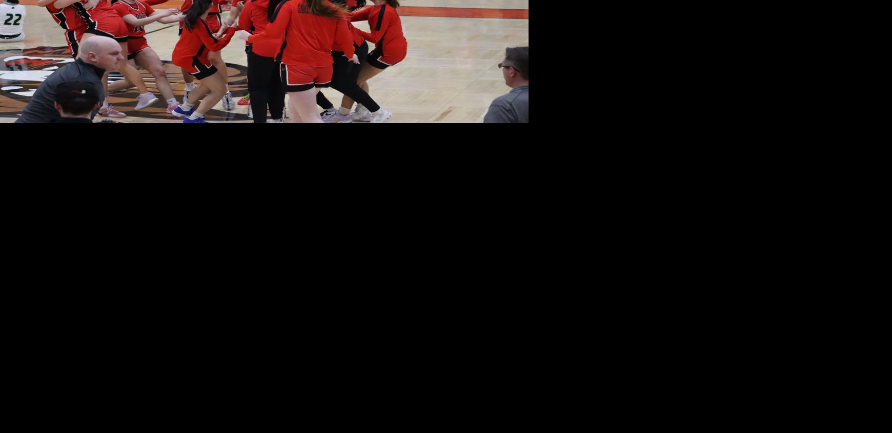 Wildcats hoist region trophy after 'another land's' game-winner | Local ...