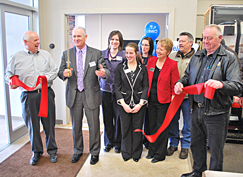 Bell State Bank holds grand opening | Local News Stories ...