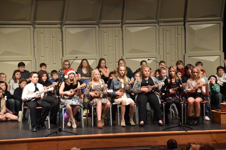 WMS sixth graders musicians play | Community | wahpetondailynews.com