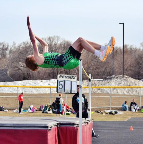 Breckenridge, Wahpeton compete in Snow-B-Gone Invite | Local Sports ...