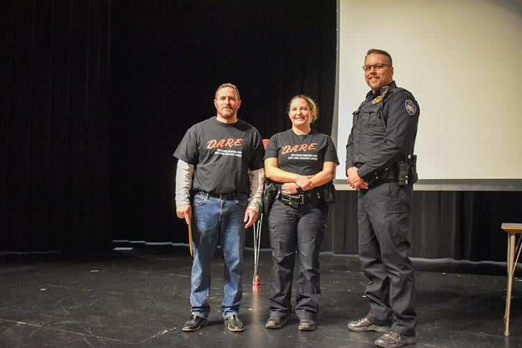 Wahpeton fifth graders graduate from D.A.R.E | Local News Stories ...