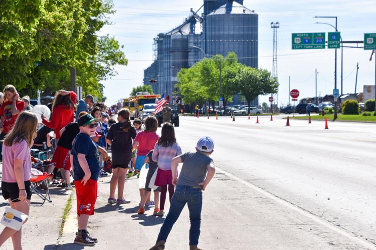 A sun blessed Blue Goose Days Parade | Local News Stories ...