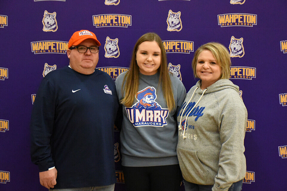 Bohn signs letter of intent for University of Mary | Local Sports News ...