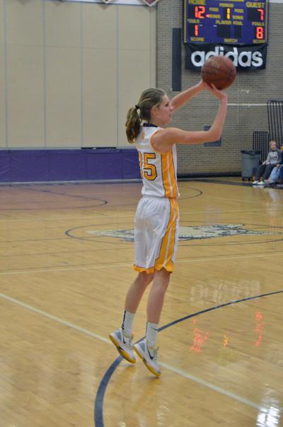 Huge win for Huskies | Local Sports News | wahpetondailynews.com