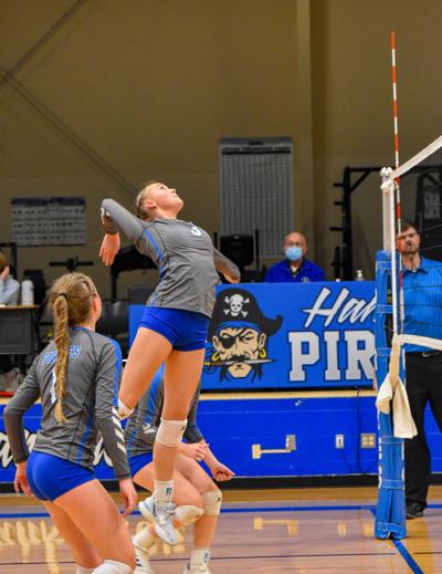 Three separate sets, one big win | Sports | wahpetondailynews.com