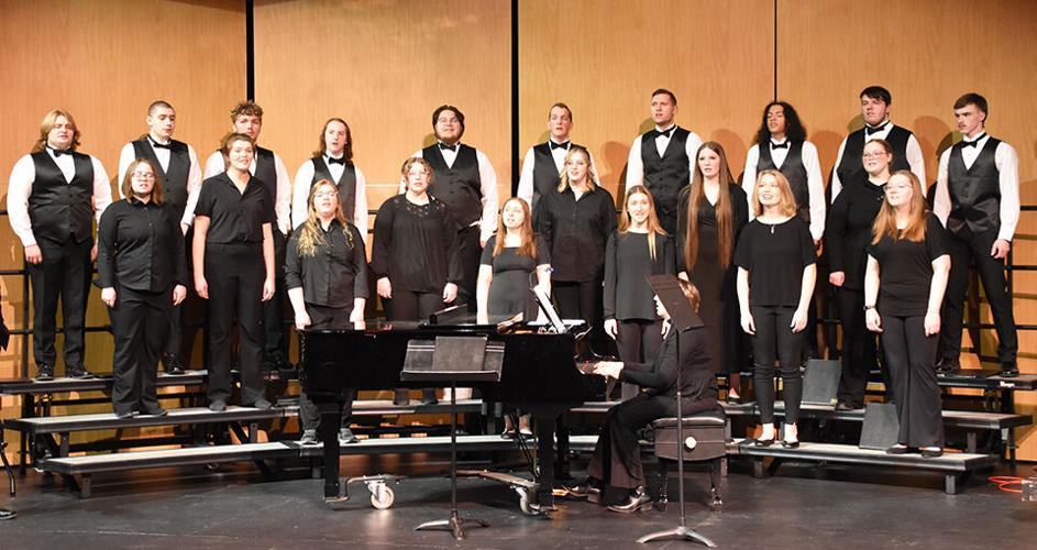 NDSCS holds holiday concert | Local News Stories | wahpetondailynews.com