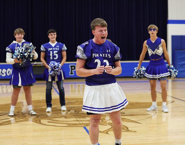 Post, Meyer named Hankinson Homecoming Queen and King | News | wahpetondailynews.com