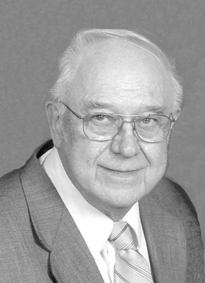 Wallace Robert Ladwig, 87 | Obituaries | wahpetondailynews.com