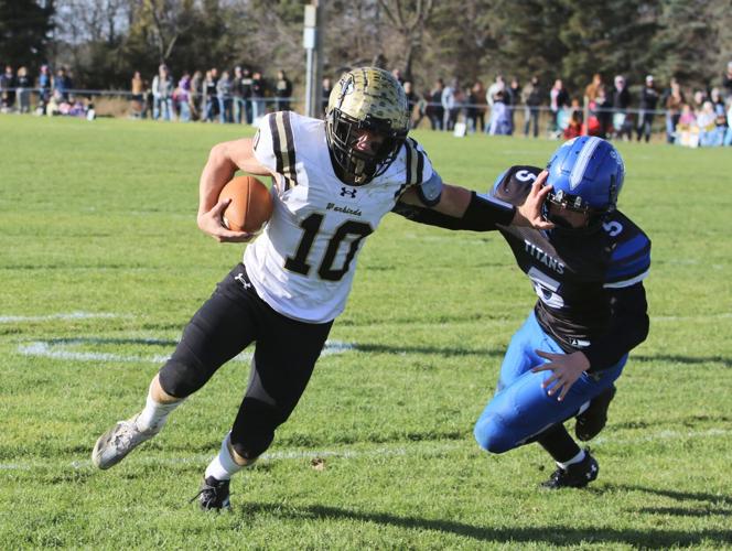 Warbirds move on after 44-24 playoff victory against Sargent County ...