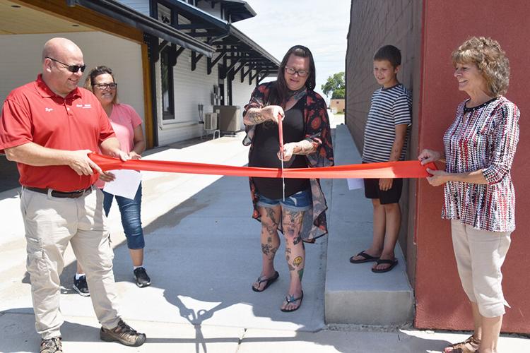 Ribbon cutting ceremony for 4 Bidden Ink | News | wahpetondailynews.com