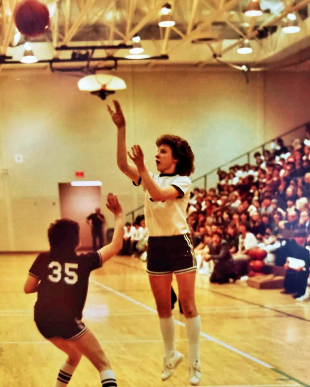 Saint Sue: Breckenridge basketball icon continues to serve | Local ...