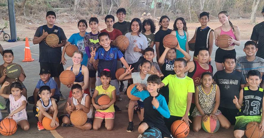 Morrison Family Basketball in Mexico | Sports | walkermn.com