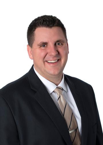Deck promoted at Bank Forward | Business | walkermn.com