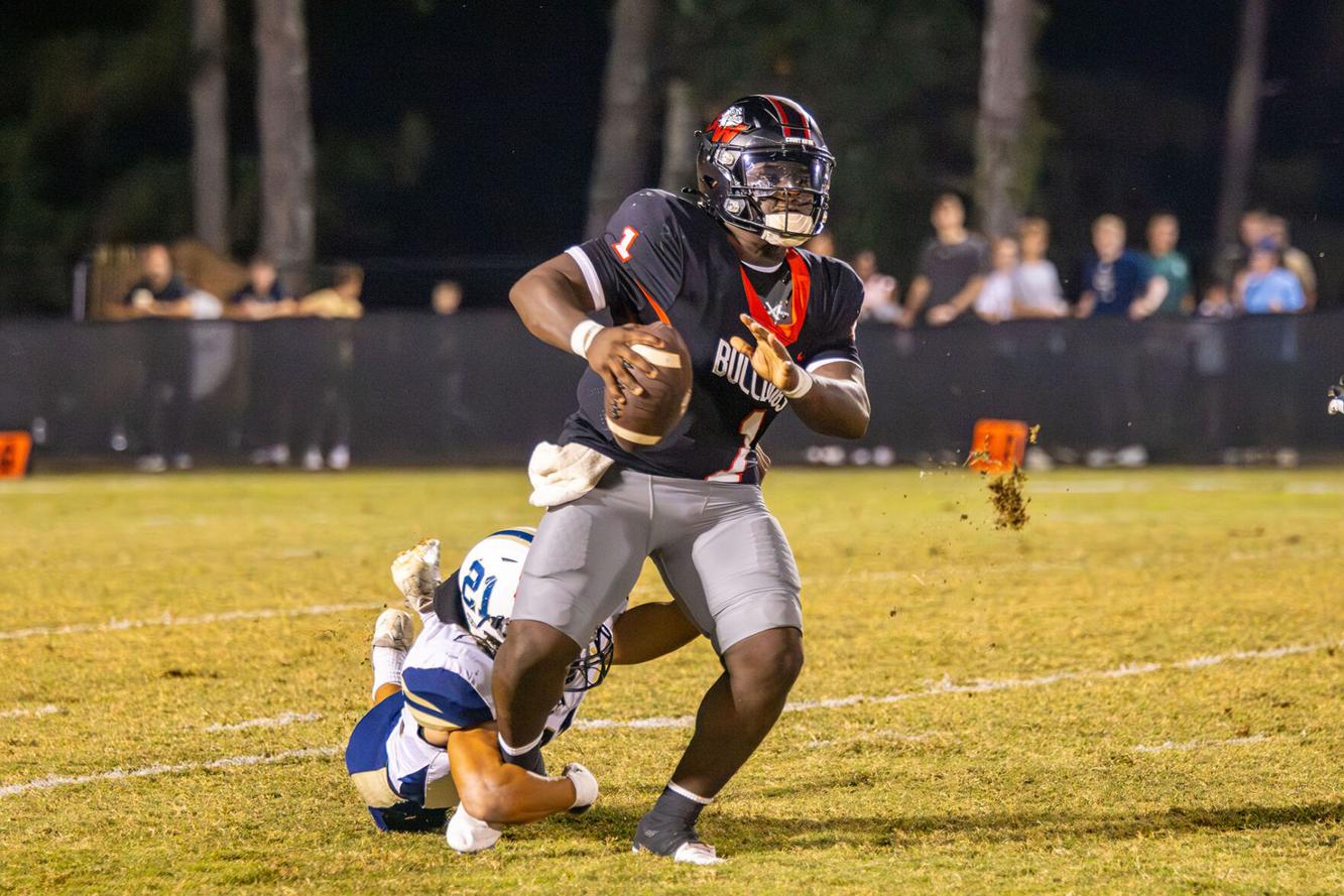 George Walton 35, Loganville Christian 7: Dawgs tame the Lions | Sports ...