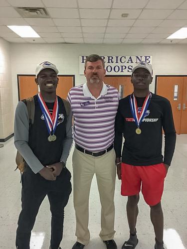 2 MA runners win state | Sports | waltontribune.com