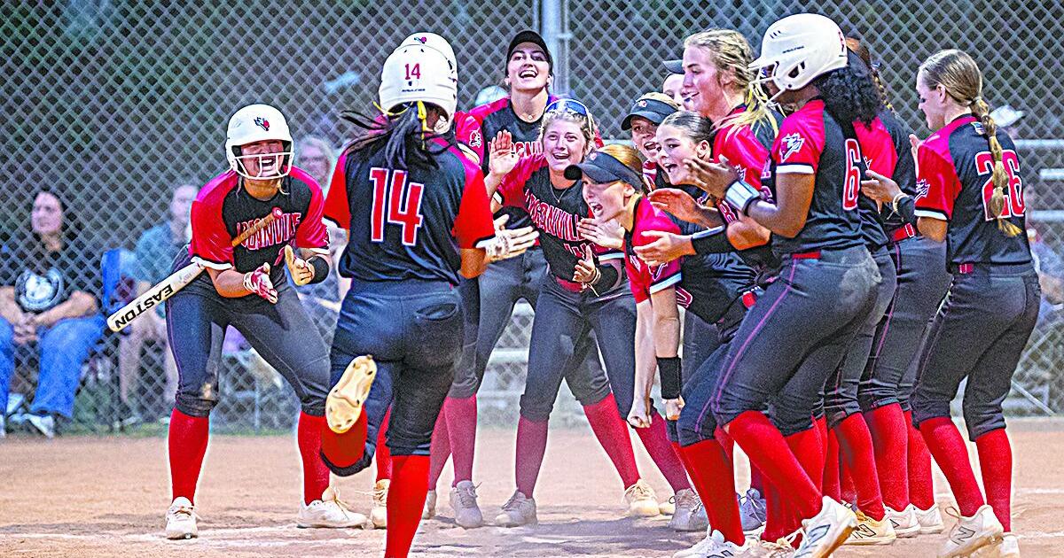 Lady Red Devils return with high expectations | Sports | waltontribune.com