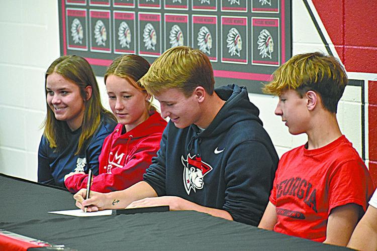 Redskins' Stracner, Crutchfield sign with respective schools | Sports ...