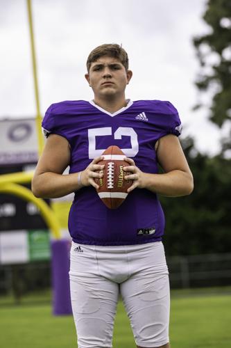 Football: Blocking to the Max | Sports | waltontribune.com