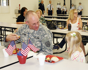 Breakfast for heroes | Photo Galleries | waltontribune.com